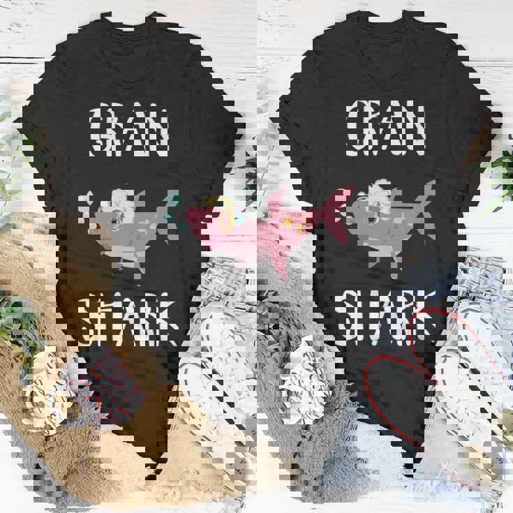 Gran Grandma Gran Shark V2 T-Shirt - Seseable