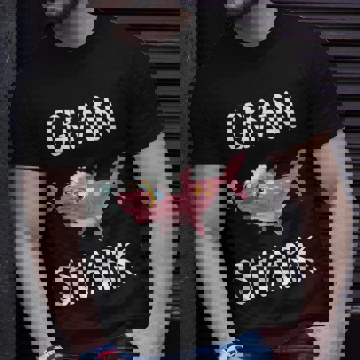 Gran Grandma Gran Shark V2 T-Shirt - Seseable