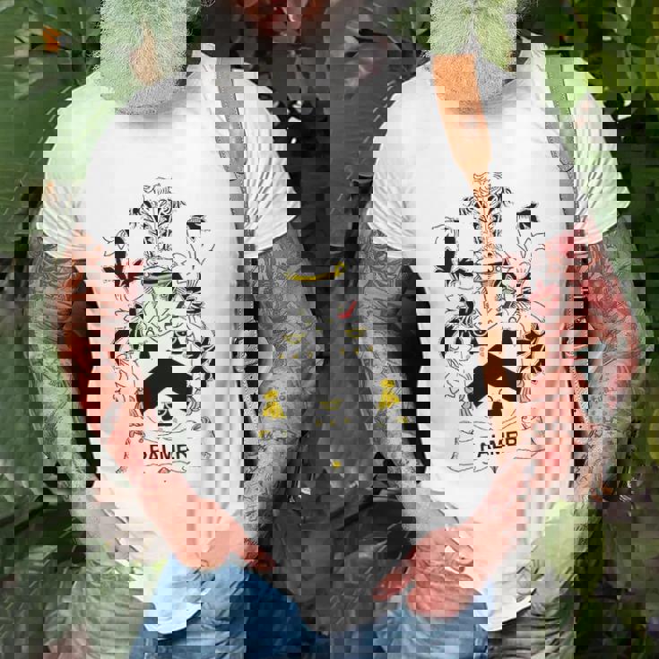 Palmer Coat Of Arms - Family Crest Unisex T-Shirt | Mazezy